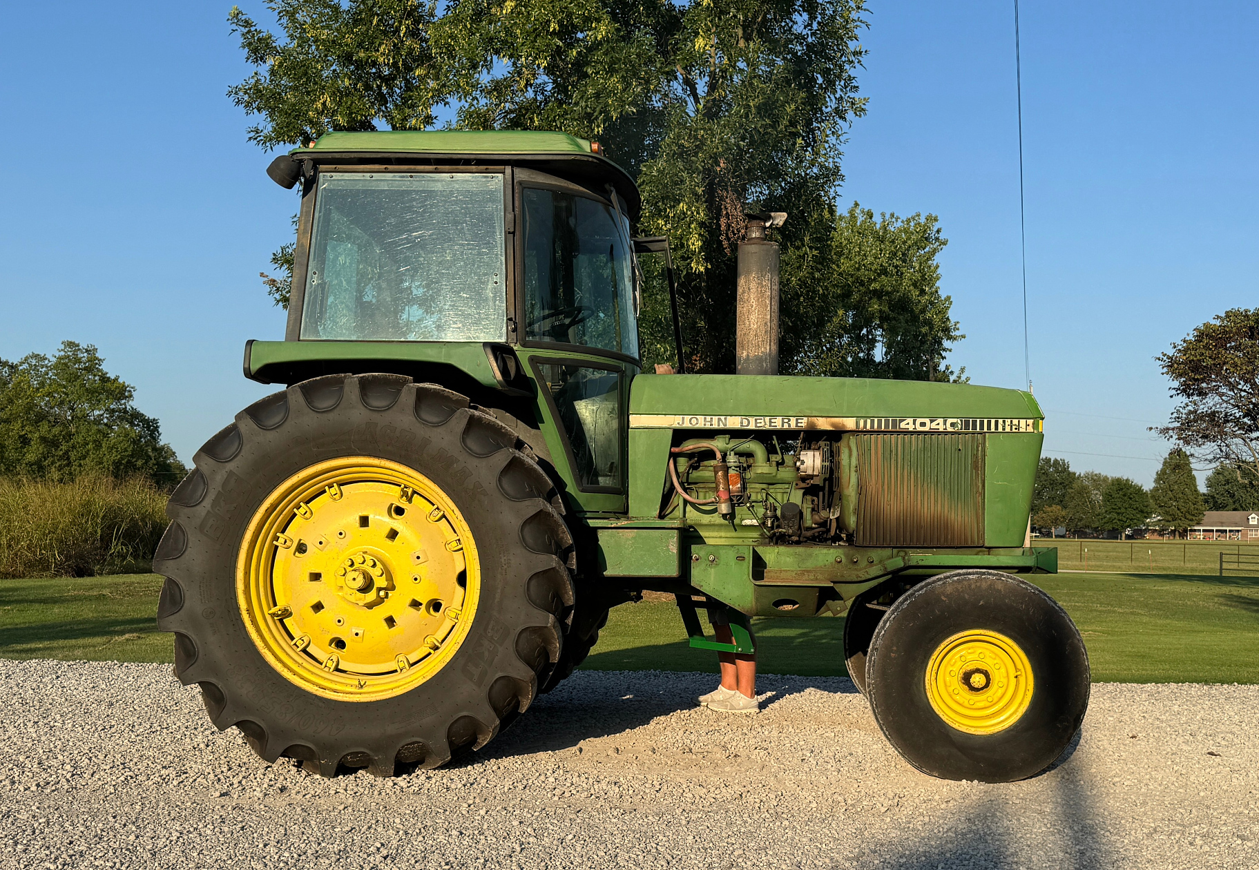 John Deere 4040
