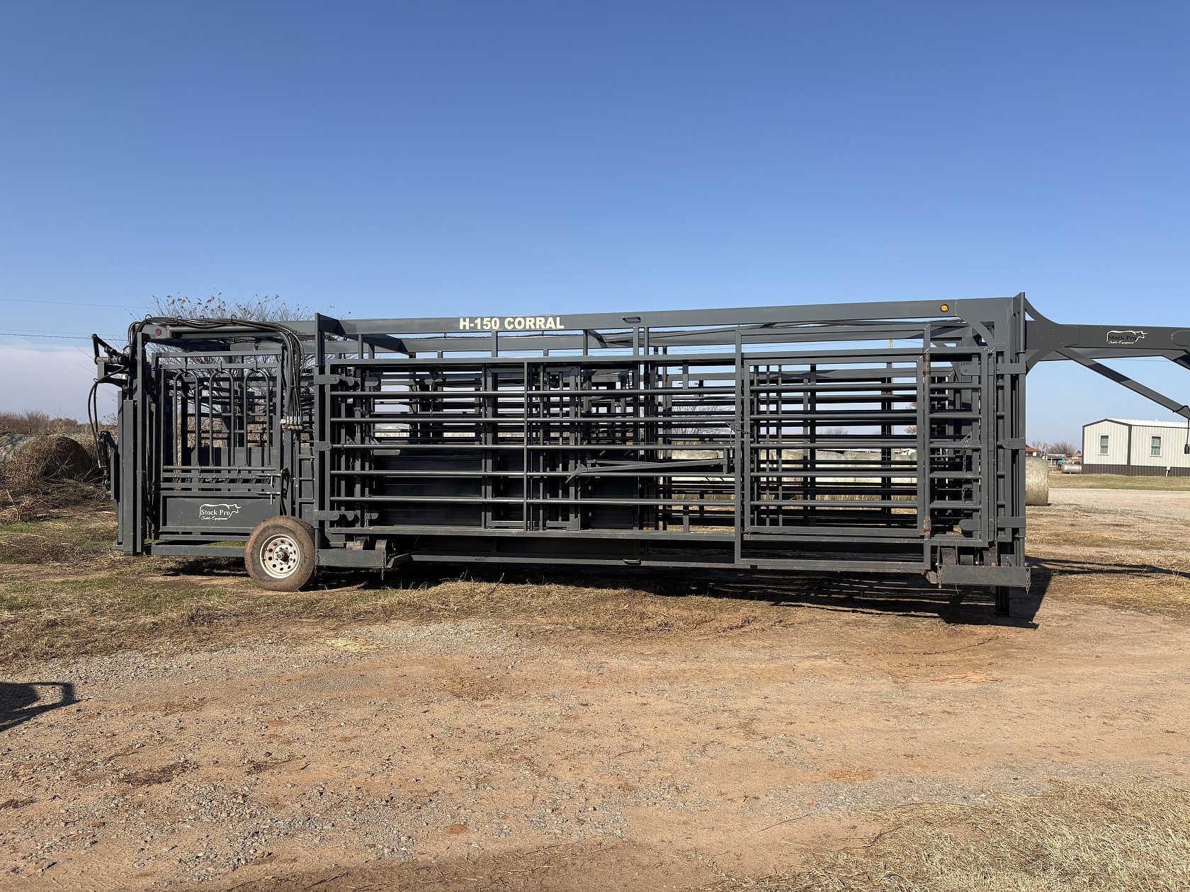 StockPro H 150 Hyd Chute and Portable Corral